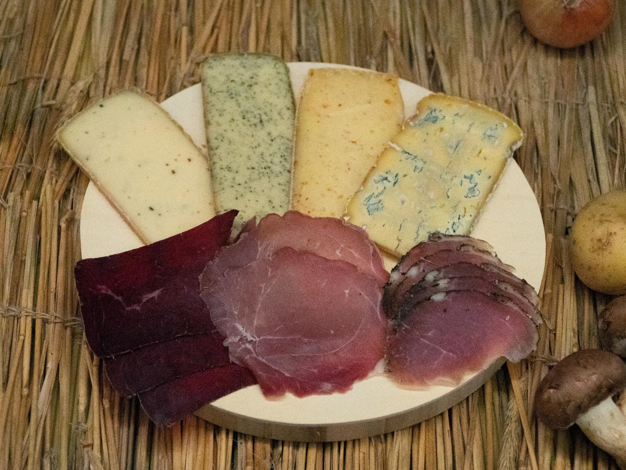 Plateau Raclette Spécial + Charcuterie, plateau de - La Dent du Chat